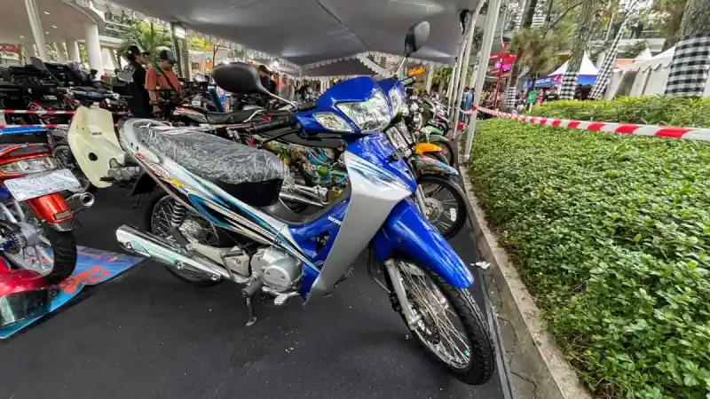 FOTO: 21 Tahun Terawat, Honda Karisma X 125 Ini Masih Orisinal dan Mulus