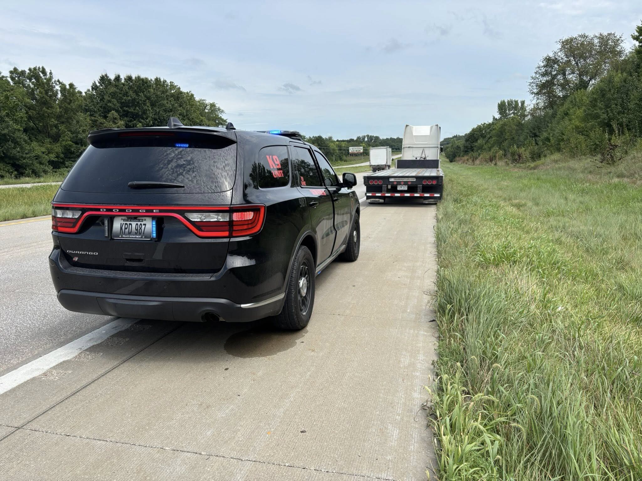 Standoff on I-35 ends after child sex crimes suspect arrested