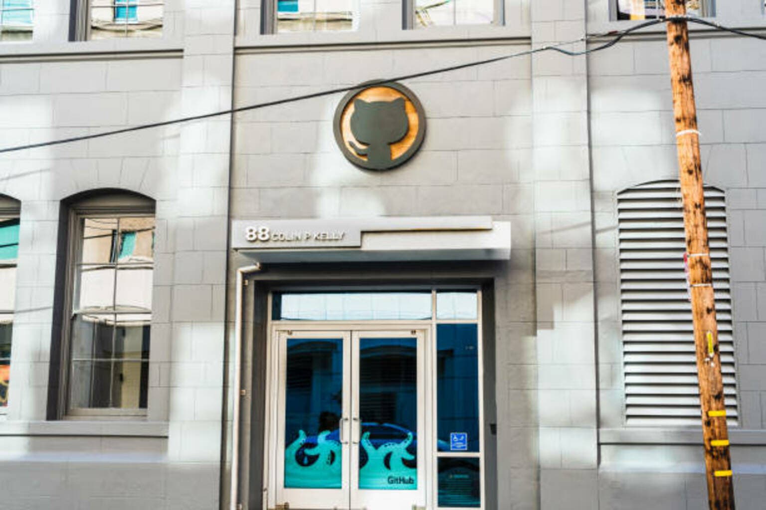 GitHub CEO to step down