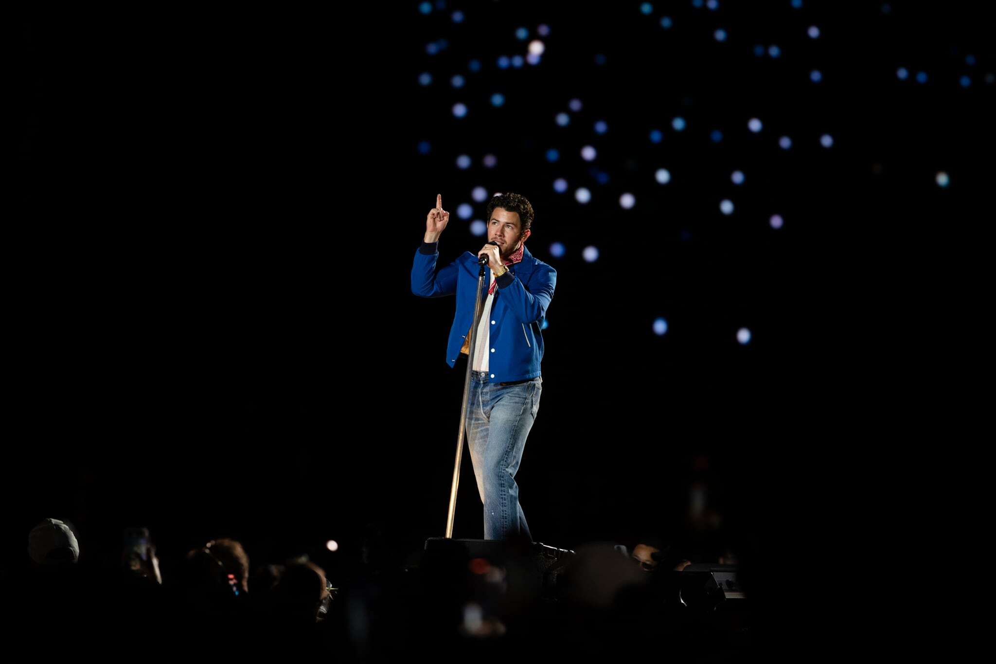 Jonas Brothers at MetLife Stadium: Demi Lovato, Jesse McCartney lead ...