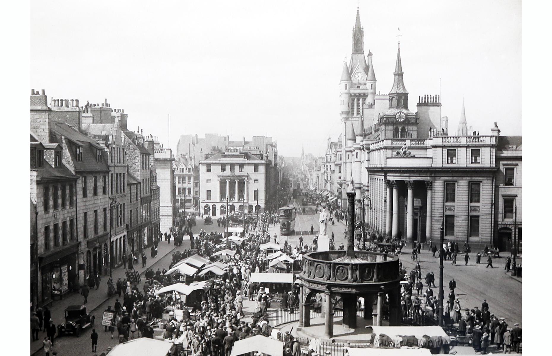 This is what the UK’s most famous cities looked like 100 years ago