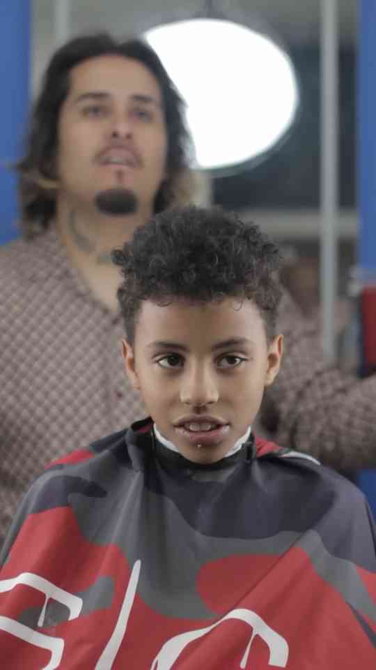 This styling session turned into a major glow-up moment.