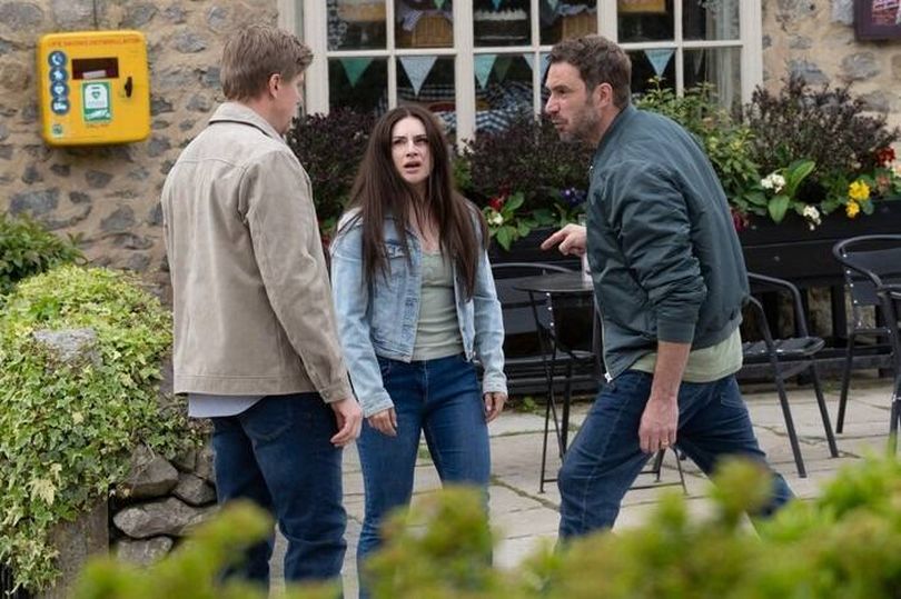 ITV Emmerdale Victoria Sugden's exit 'rumbled' by fans as star makes ...