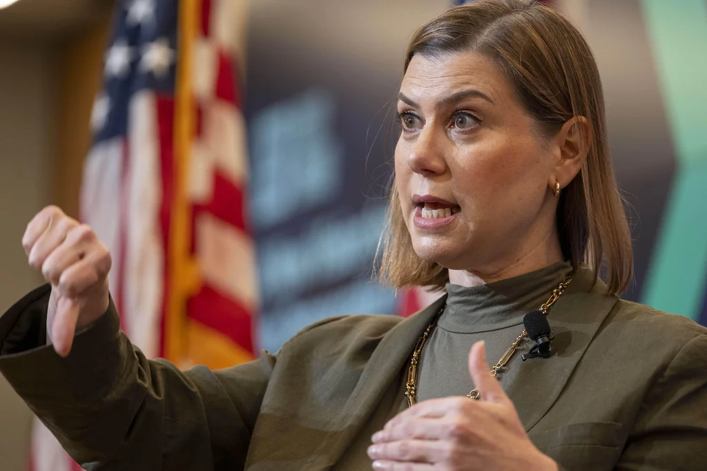 Democrats are openly calling for a military mutiny