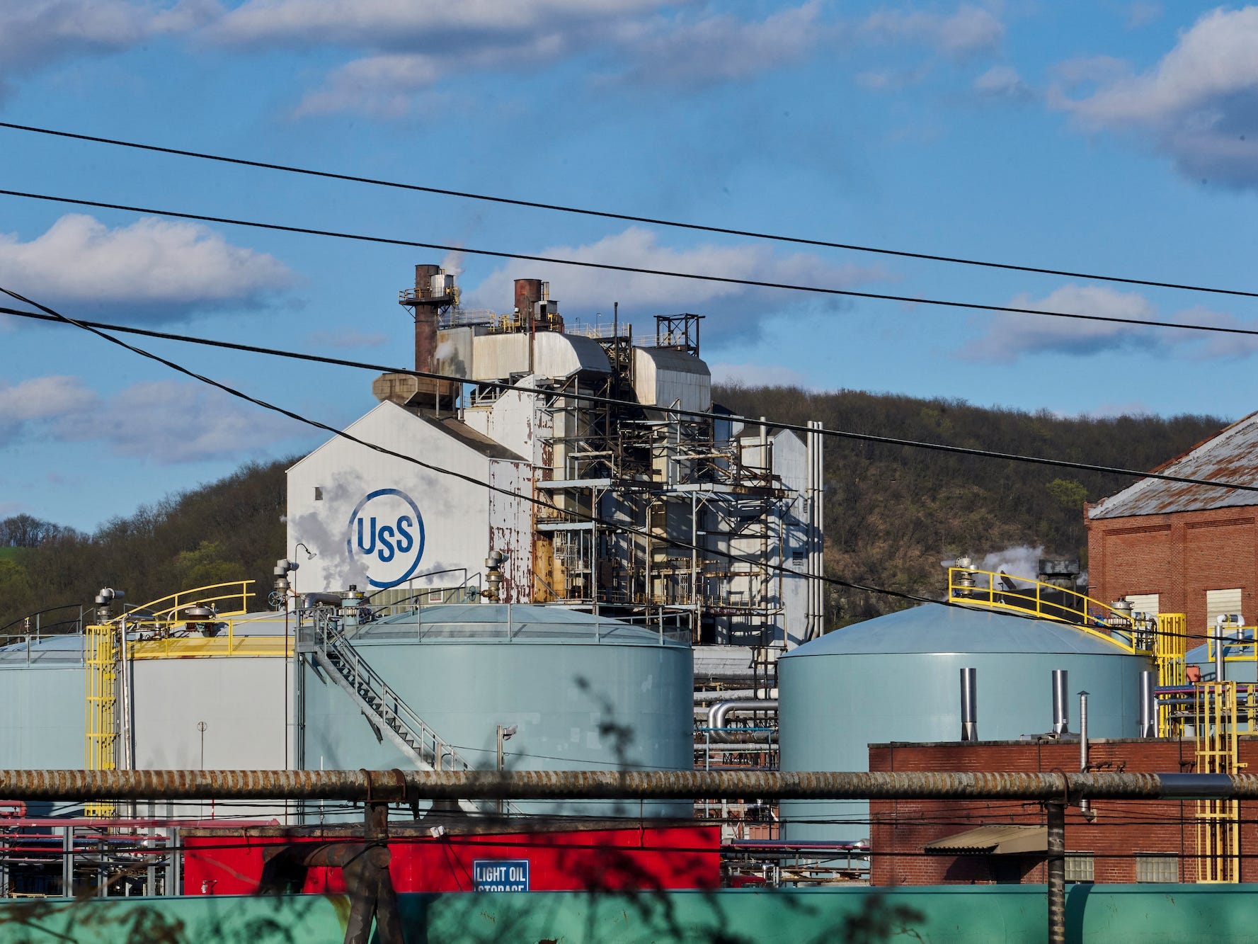 Explosion at US Steel plant in Pennsylvania leaves 2 dead, 10 injured