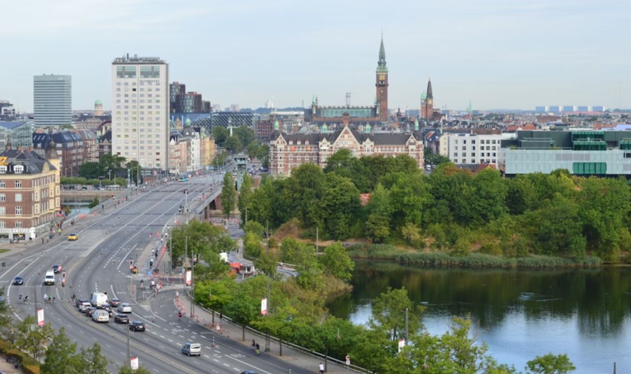 21 Loyal Guard Dog Breeds That Will Help Protect Your Family