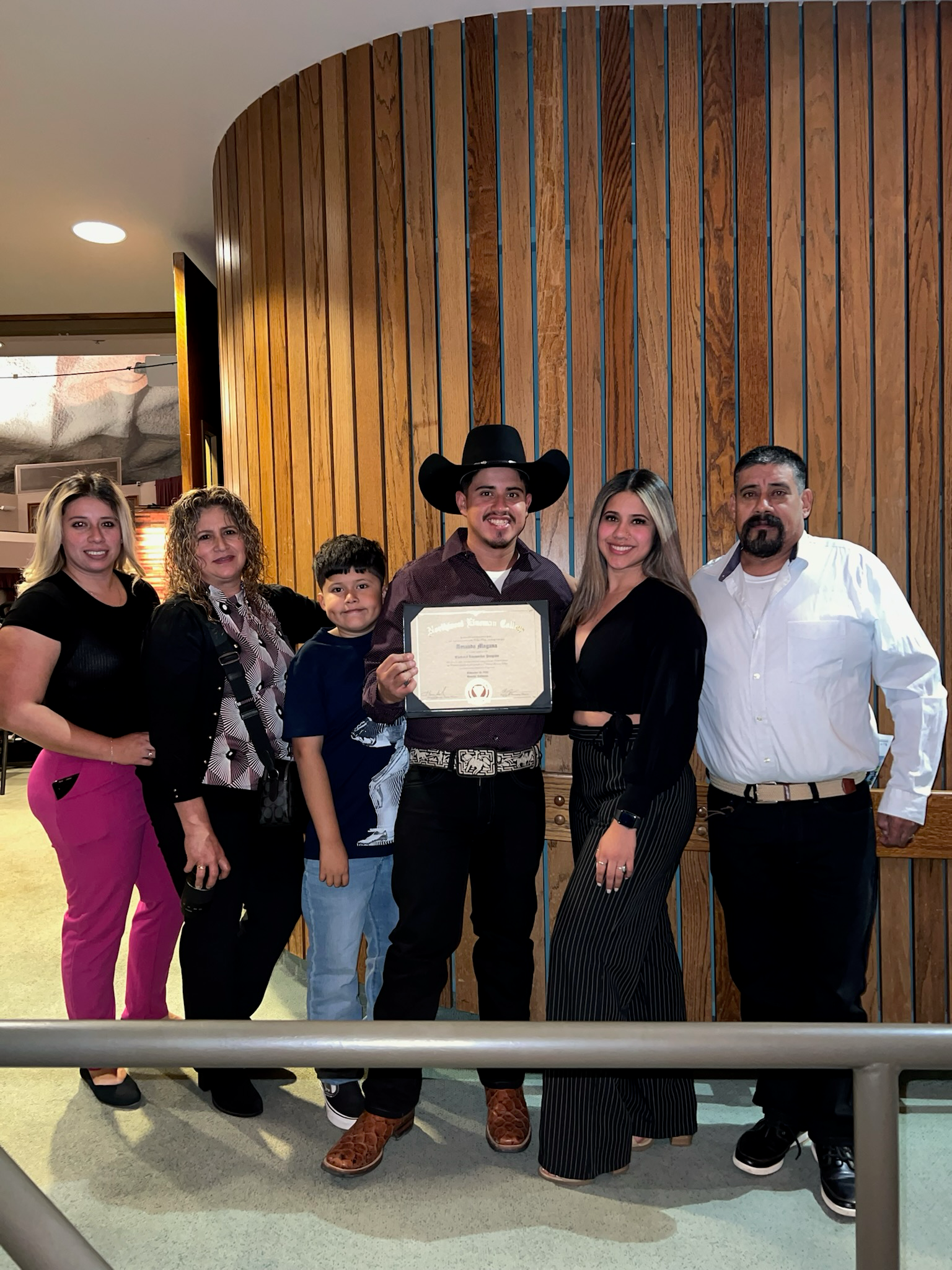 Woman loses arm after tree falls on her at Ventura's Golf N' Stuff