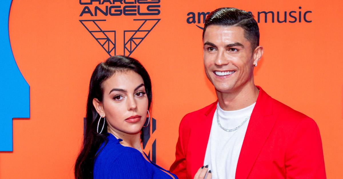 Cristiano Ronaldo and Georgina Rodríguez Are Engaged! Soccer Star's ...
