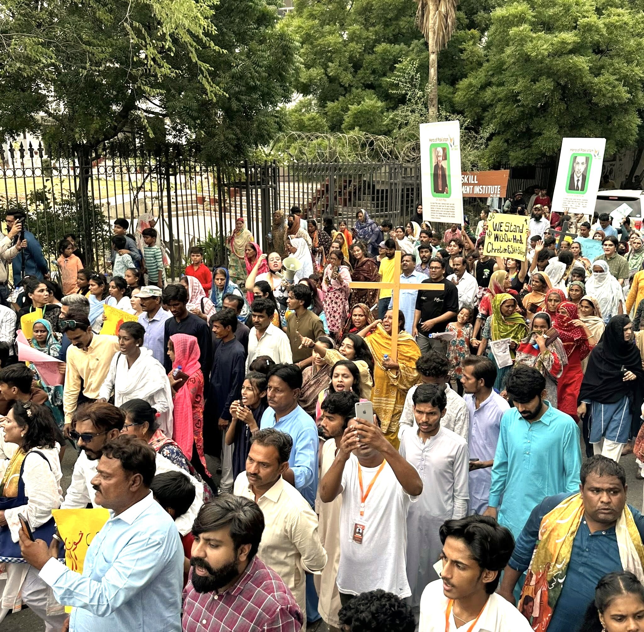Minorities in Pakistan raise cry against blasphemy accusations ...