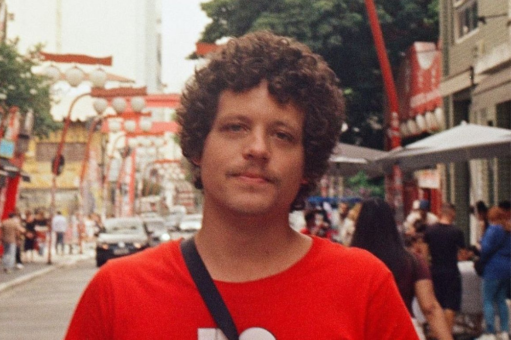 Chico Chico, filho de Cássia Eller, vê o amor como uma escolha