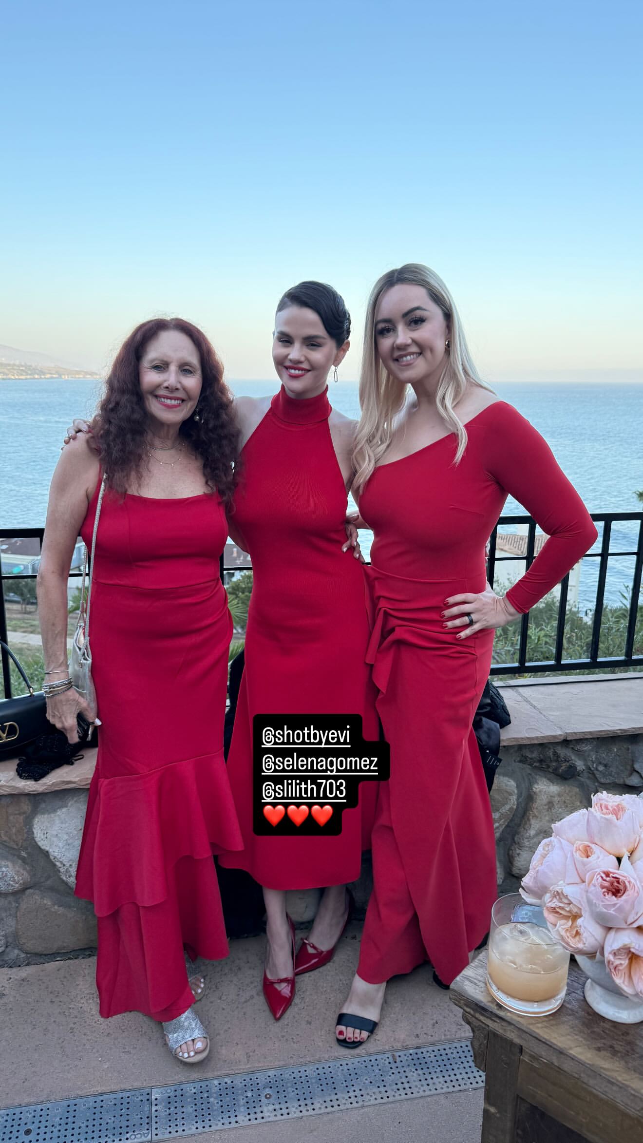 Selena Gomez accidentally twins with Benny Blanco’s mom and sister-in ...