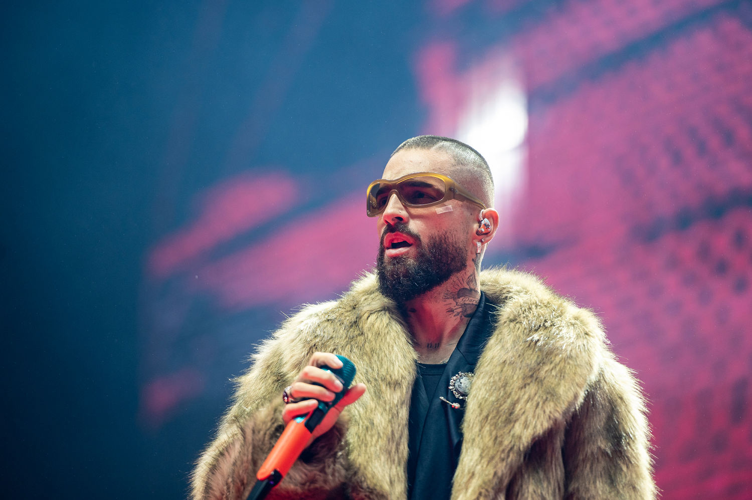 Rapper Maluma stops show to call out mother for bringing infant to his ...