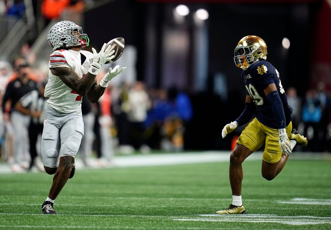 Sensational pictures of college football's best wide receiver Jeremiah ...