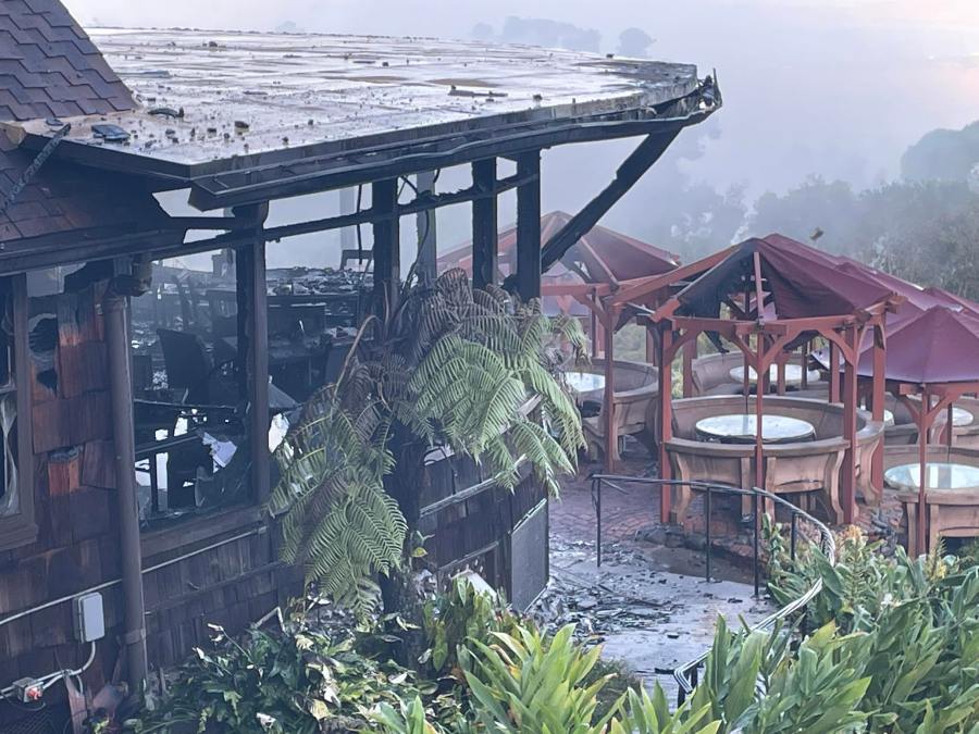 VIDEO: Kula Lodge restaurant damaged in overnight fire