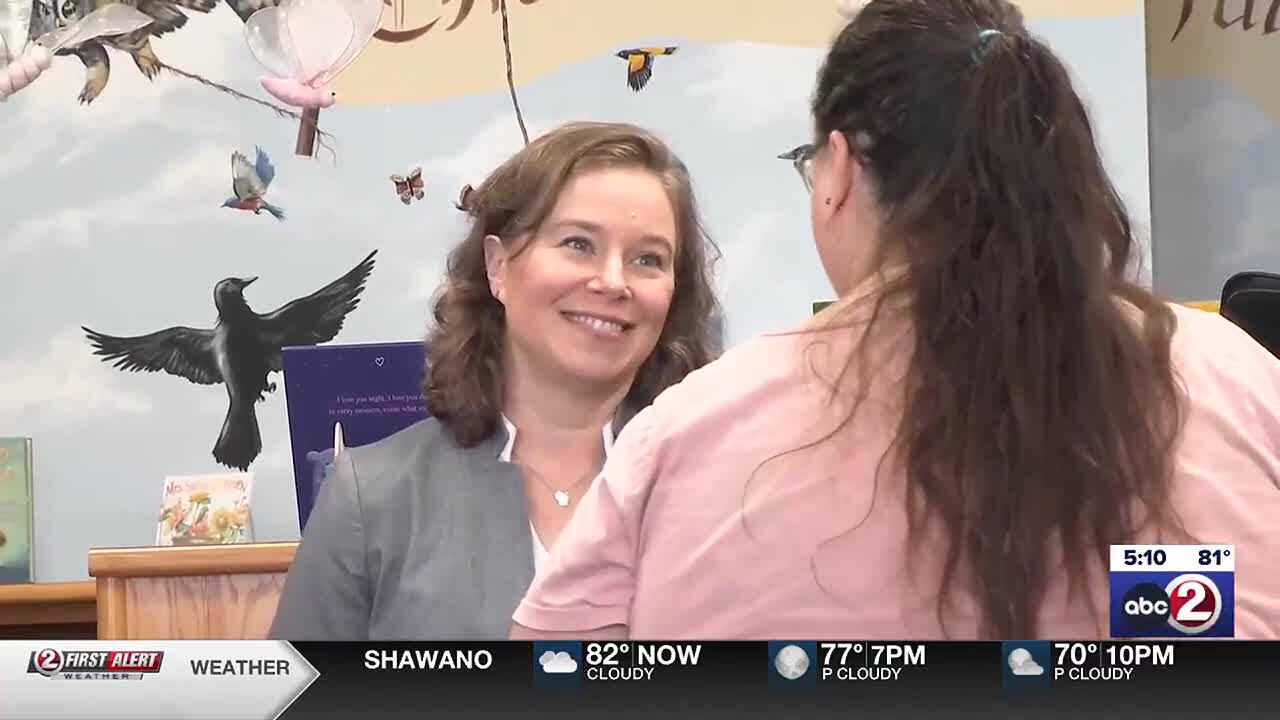 Lieutenant Governor Rodriguez visits libraries to support funding