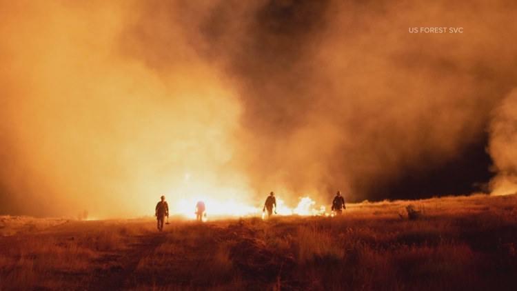 WATCH LIVE: Officials give update on Lee Fire