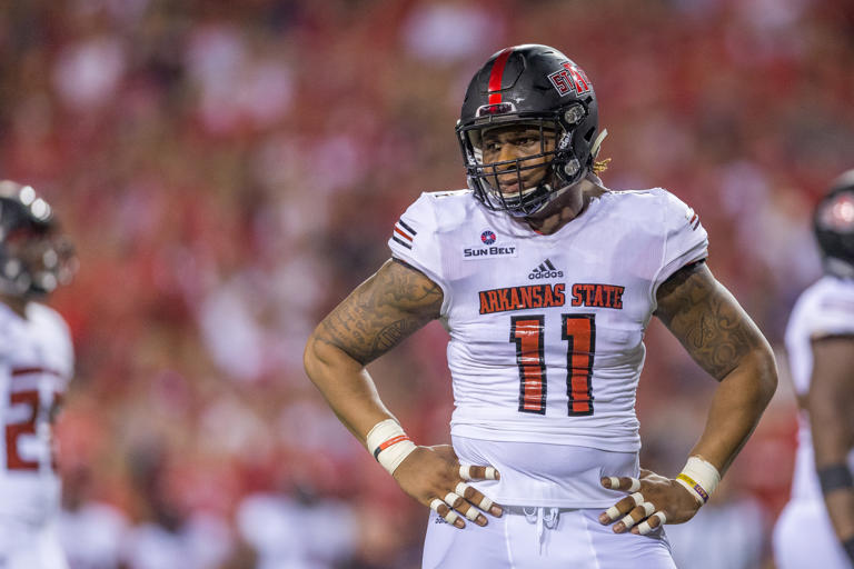 Which 10 Players Have The Most Sacks per Game in FBS History?