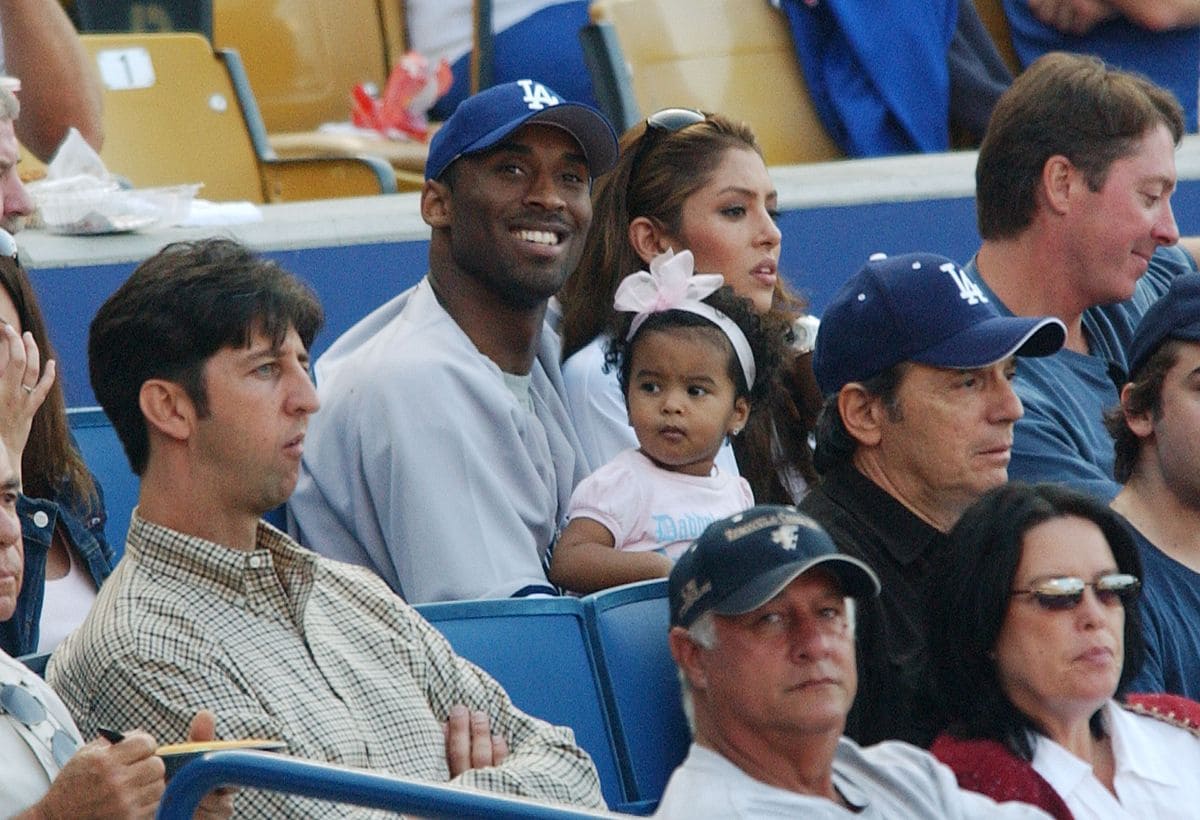 Vanessa Bryant and her girls honor Kobe with the Dodgers - Bianka takes ...