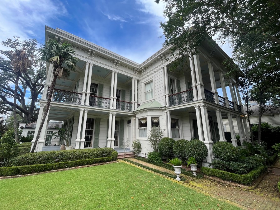Peek inside John Goodman’s New Orleans mansion for sale