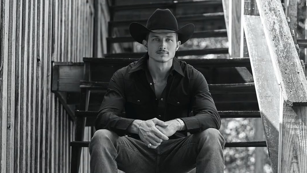 Country singer Spencer Hatcher's mother killed in home invasion