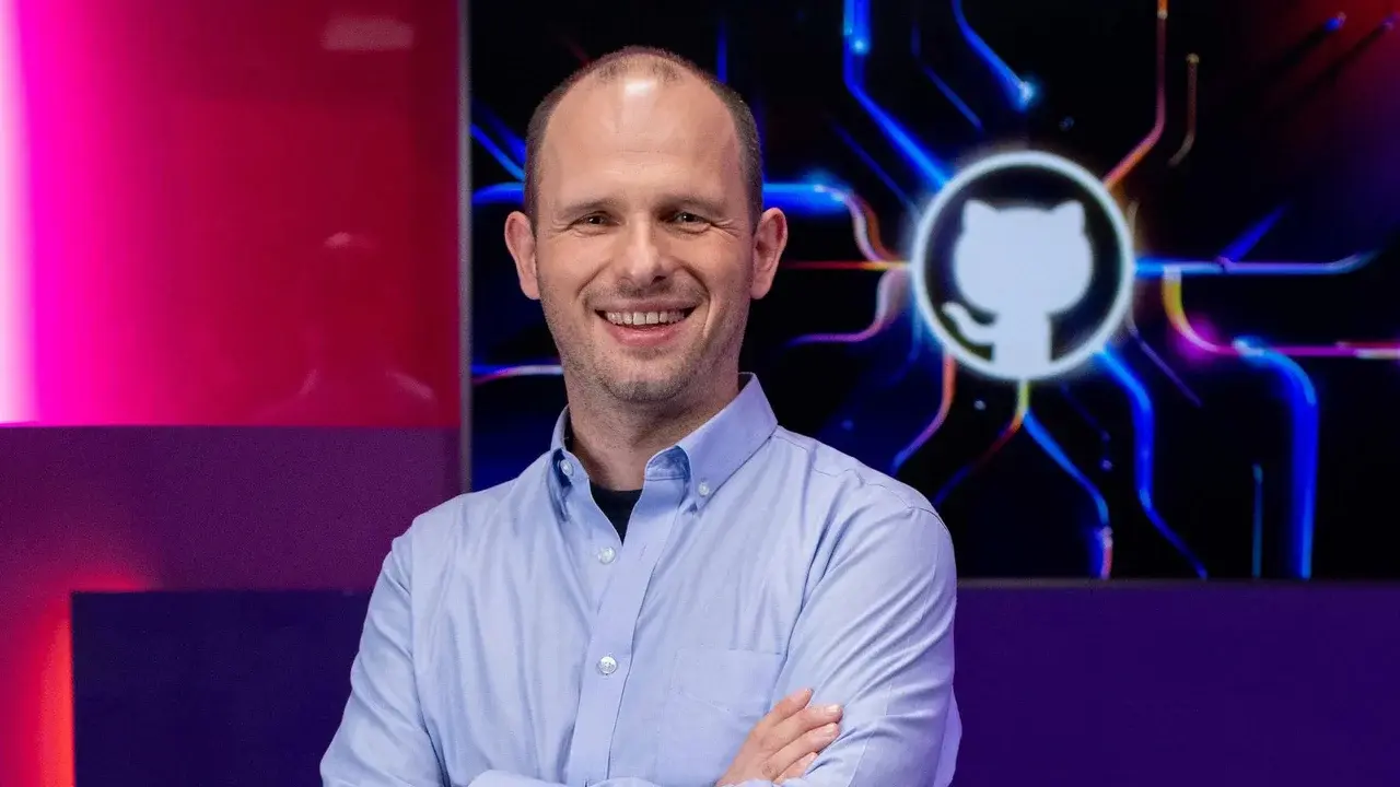 Thomas Dohmke deja GitHub: así será la nueva estructura