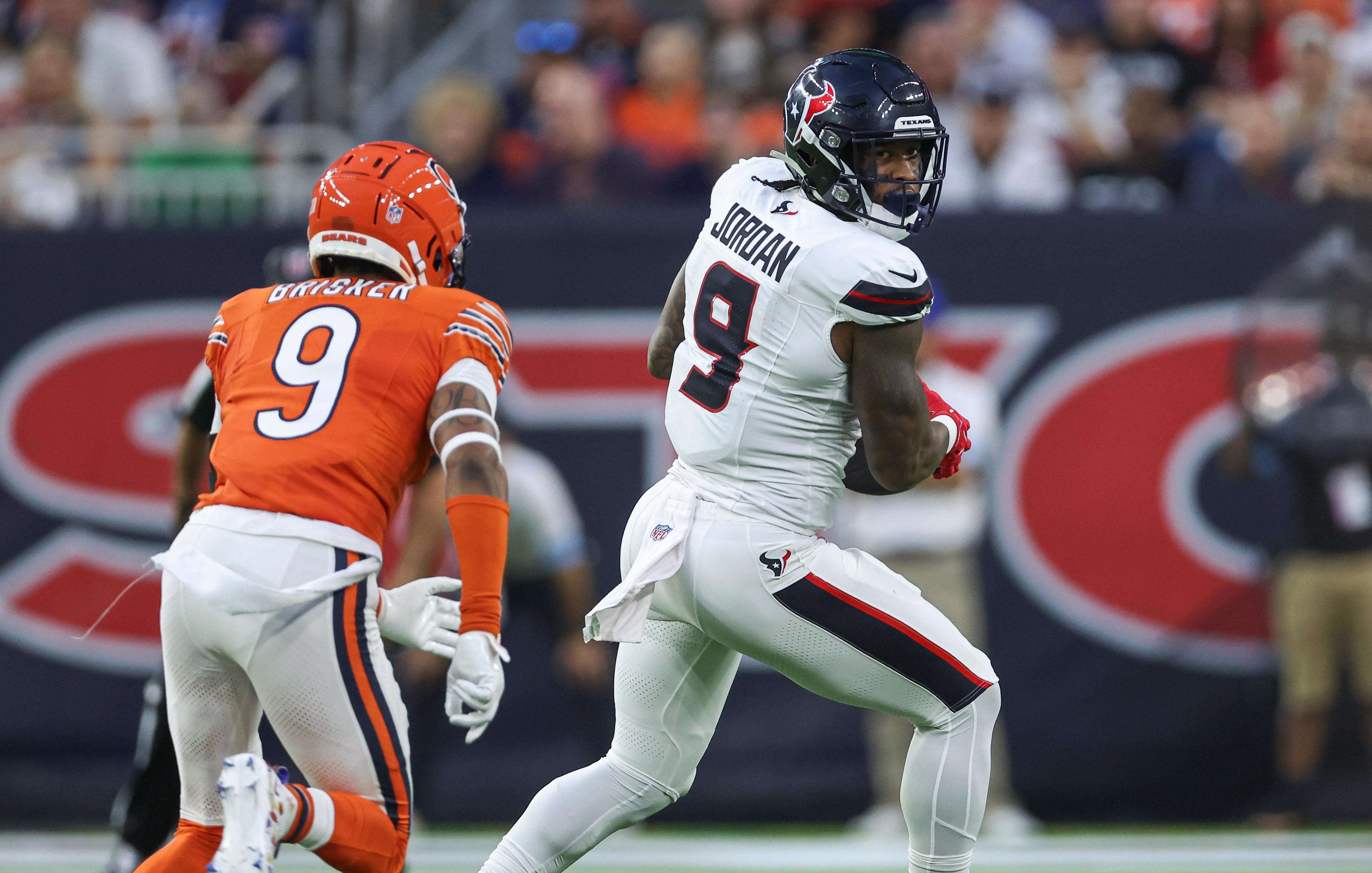 Texans provide promising update on TE Brevin Jordan following OTA practice