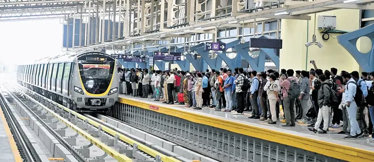 Bengaluru Metro's Yellow line maiden run a big hit with commuters