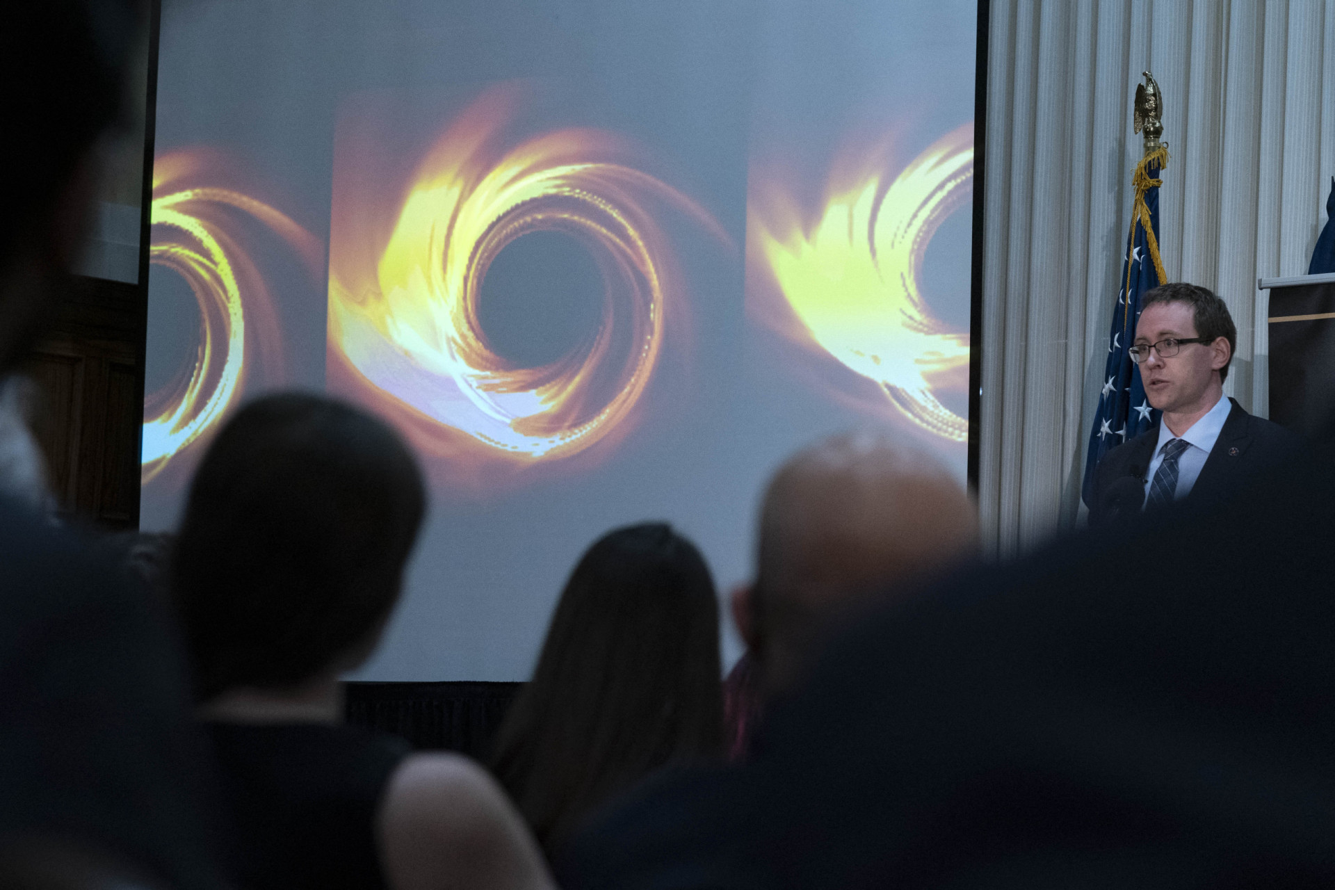 The secrets and mysteries of black holes