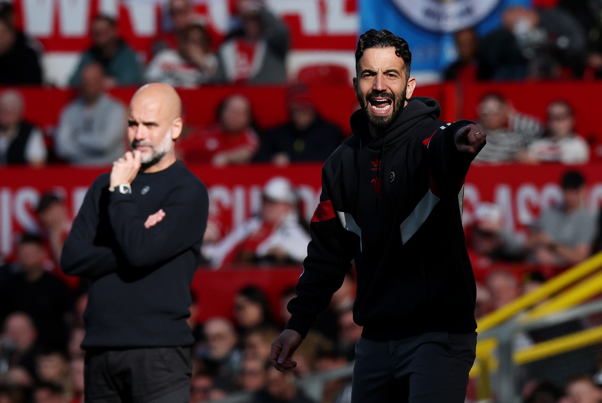 £104m star told to pick Man Utd over Man City