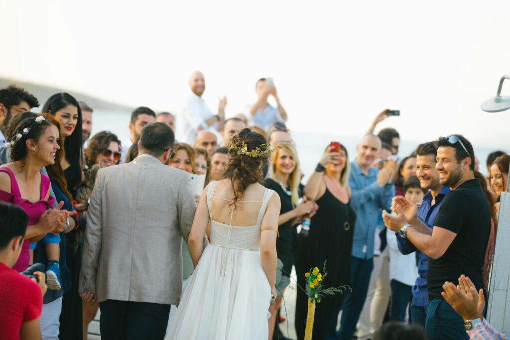 Navigating Your Destination Wedding Guest List: Etiquette and Tips
