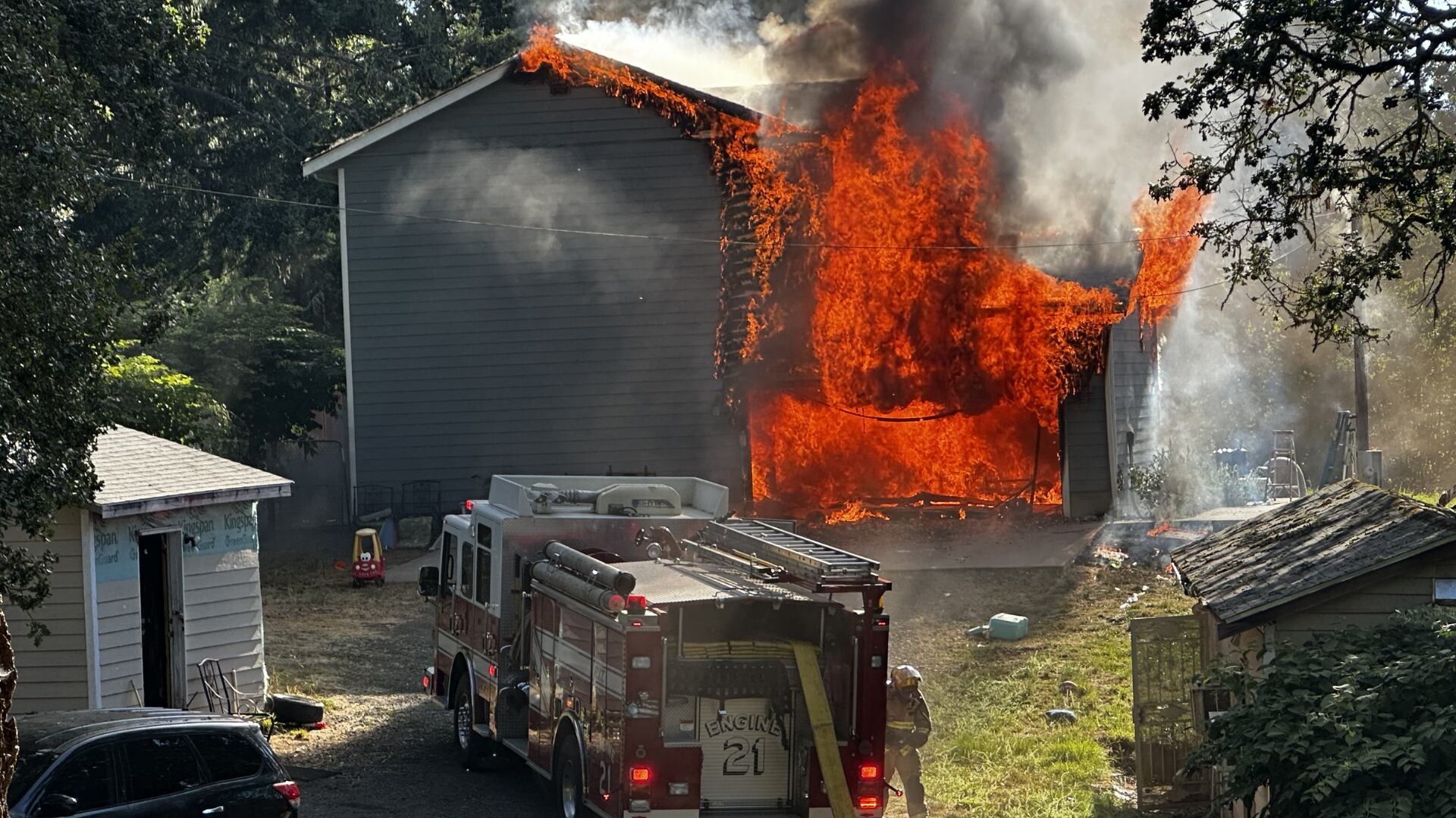 Firefighters rescue dog from burning house in Sweet Home
