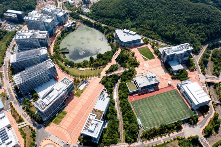 UNIST-고려아연, 산업현장 특화 AI 인재 양성 맞손