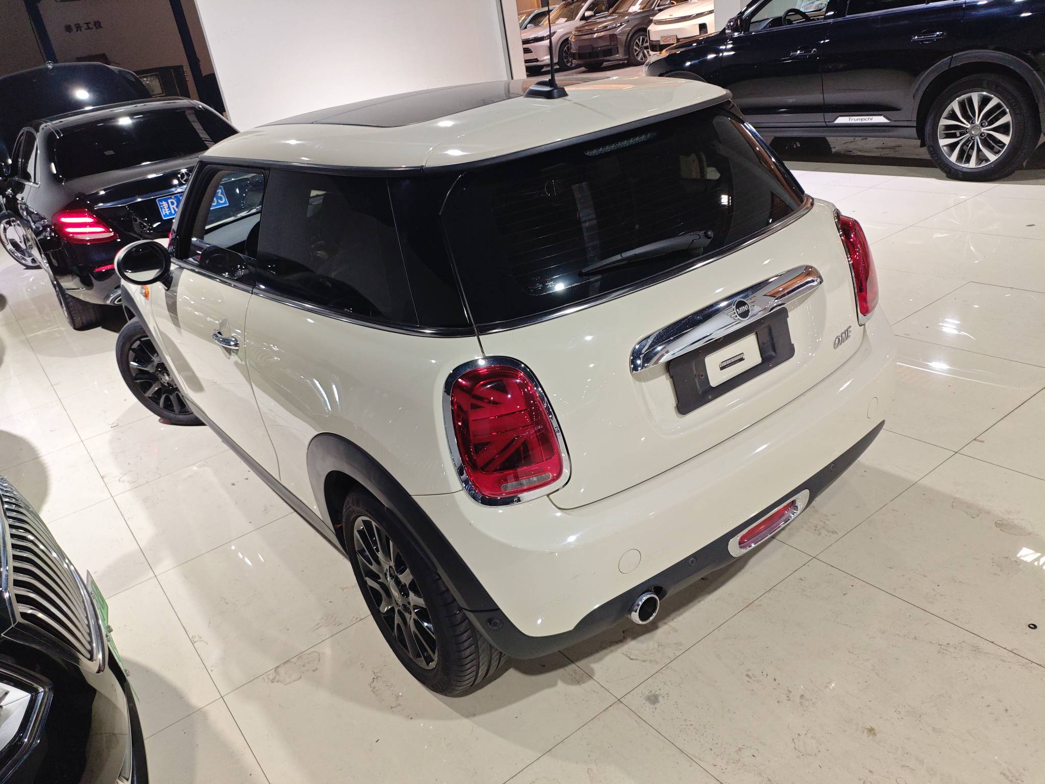 MINI MINI 2018款 1.5T ONE PLUS实拍图