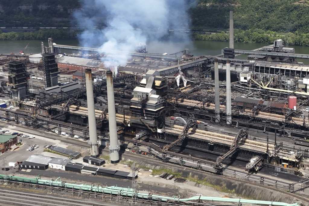 2 dead, 10 injured in explosion at US Steel plant in Pennsylvania ...
