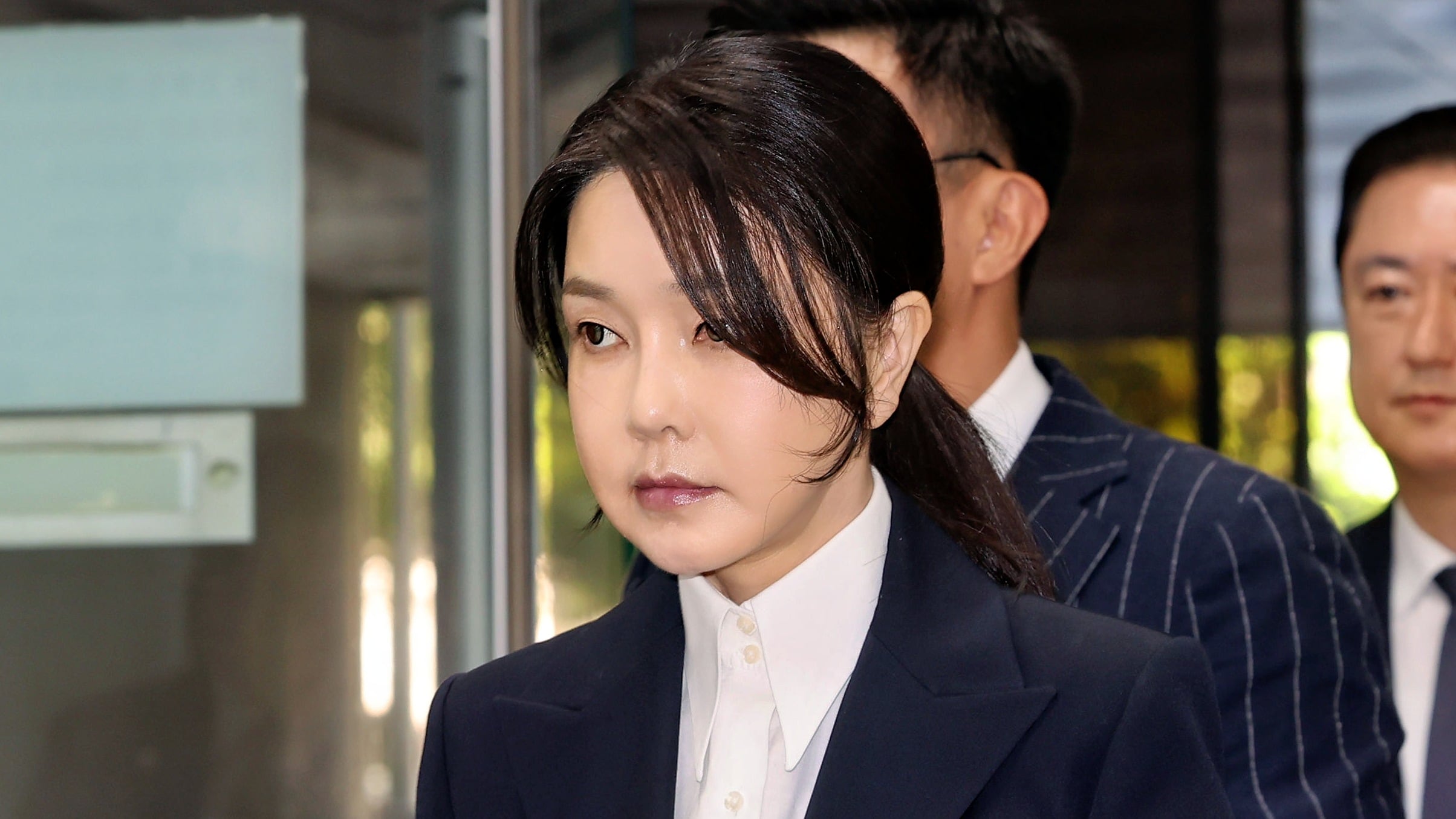 Ex-first lady Kim appears for detention hearing