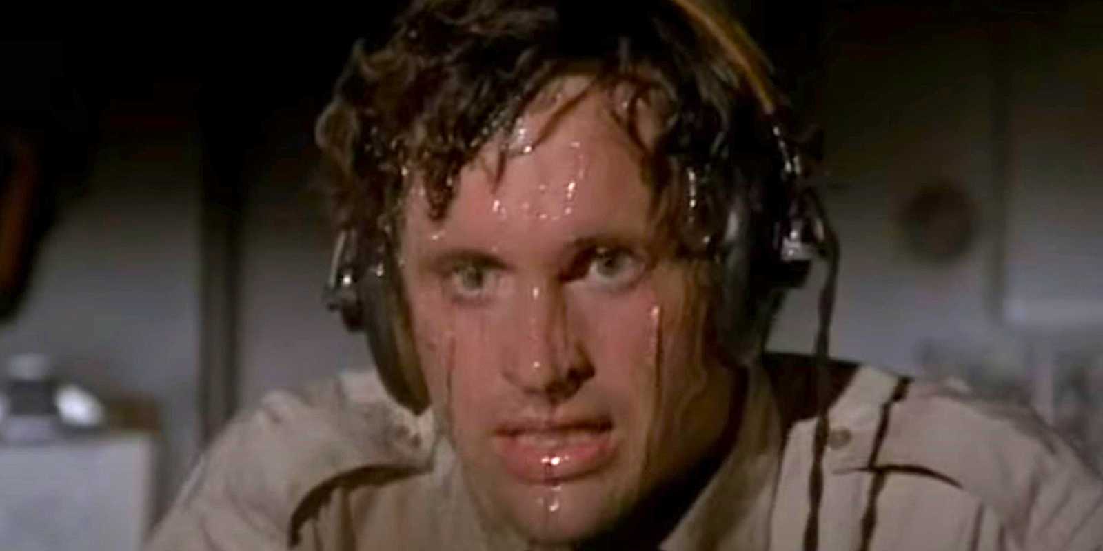 Why Airplane! Deserves a Remake After The Naked Gun's Success