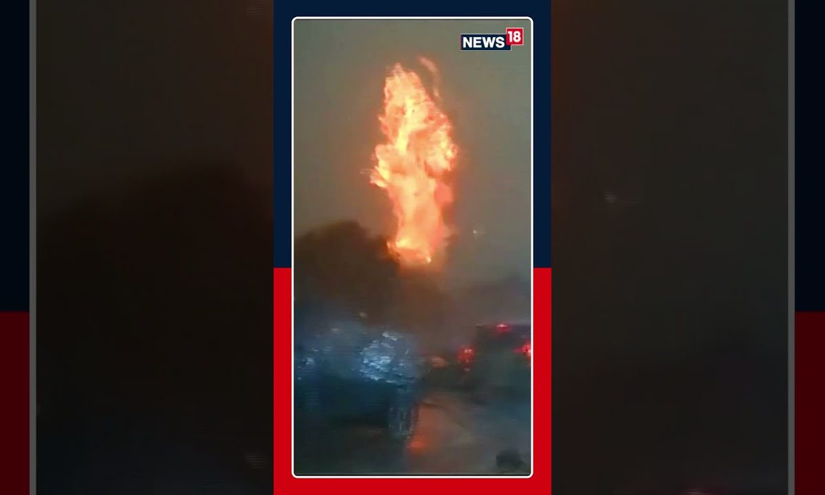 Lightning Strike Explodes Transformer in Shocking Dashcam Footage ...