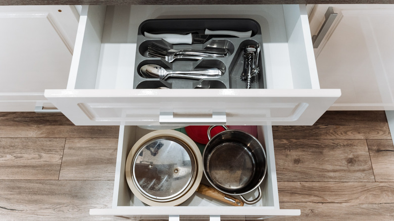 Organize Kitchen Drawers With Ease Using The 'Take 10 Away Method'