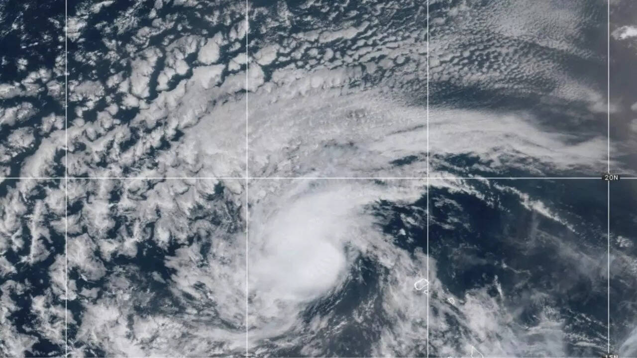 Tropical Storm Erin forms, to become the first Atlantic hurricane of ...