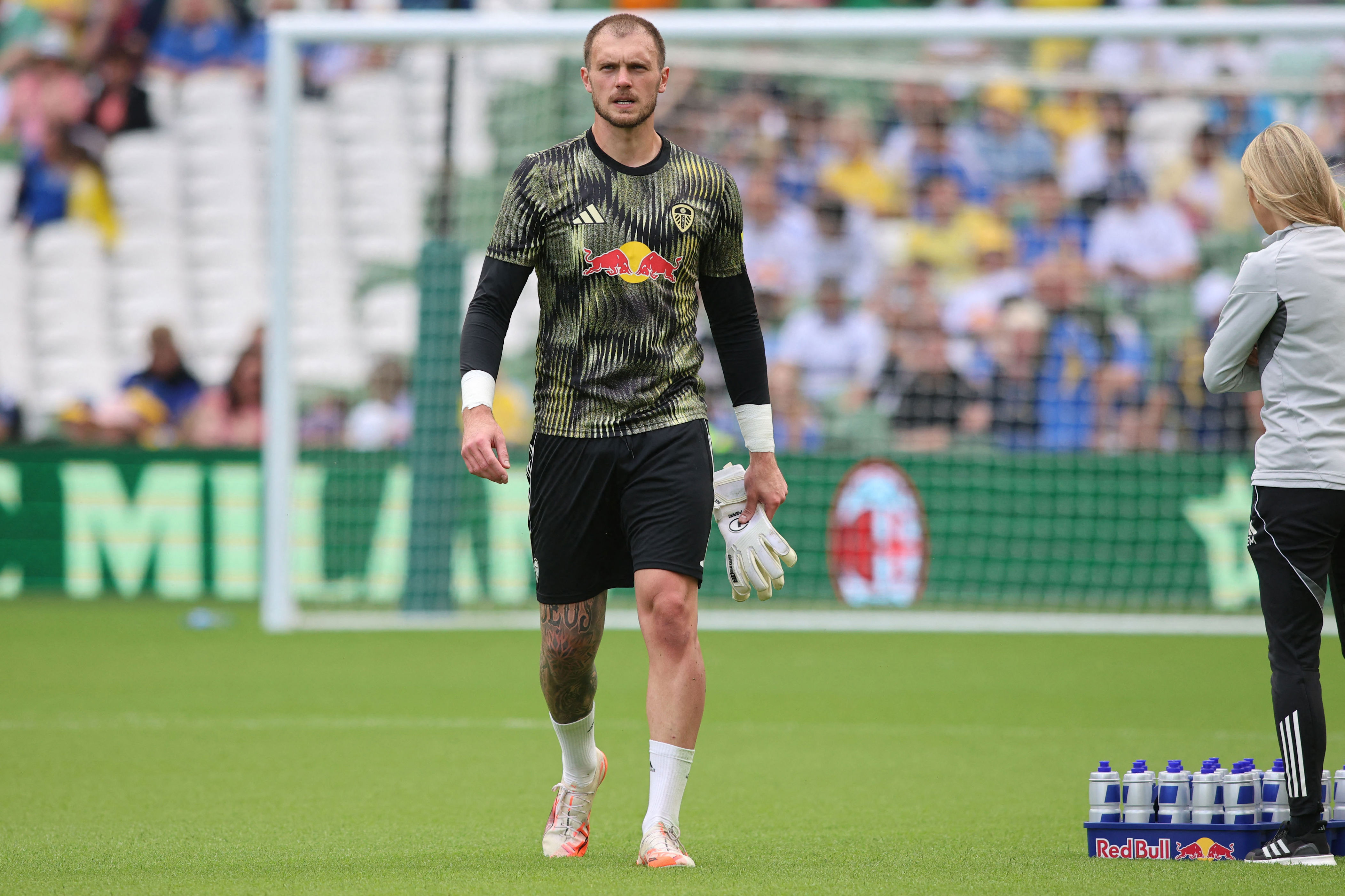 Lucas Perri hails 'incredible' new Leeds United player and boss call ...