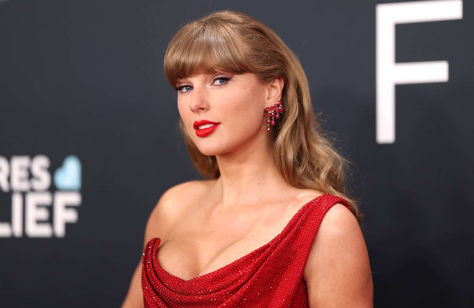 Taylor Swift revealed as the most streamed artist of all time on Spotify