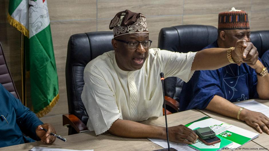 Nigeria debates air rage 'double standards' after woman remanded for ...