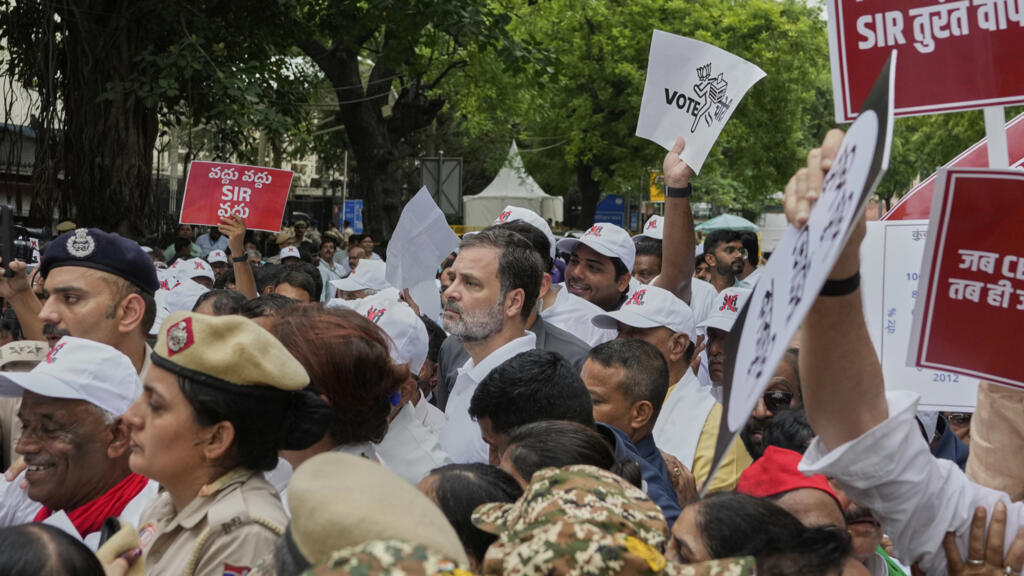 Inde: le Parti du Congrès présente des «preuves» du trucage des élections