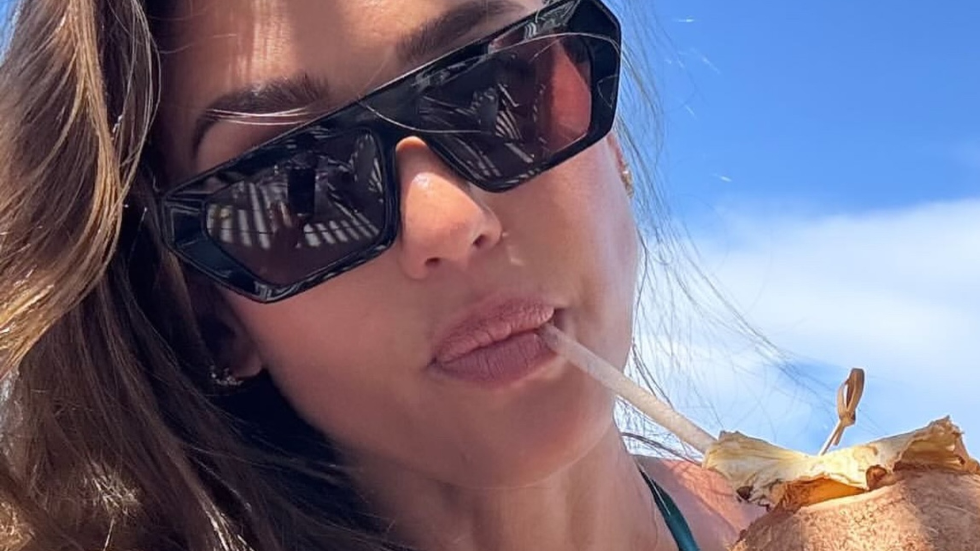 «Helt perfekt»: Som 44-åring stråler Jessica Alba i badedrakt