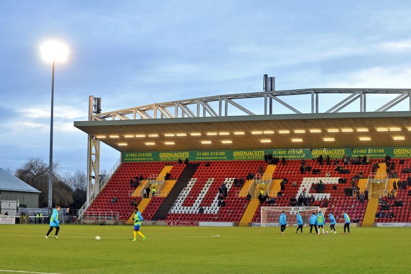 'Horror face split' injury for opposition striker in Woking's first ...