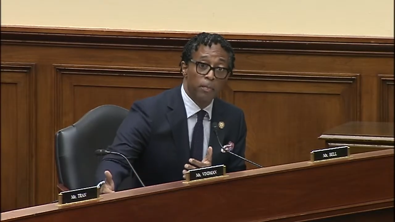'I Don't Feel Sorry For You': Rep. Wesley Bell Puts Pete Hegseth In His ...