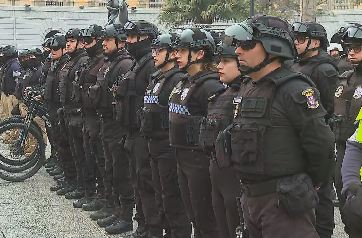 Desbordes suma 300 nuevos agentes de seguridad en Santiago: "No ...