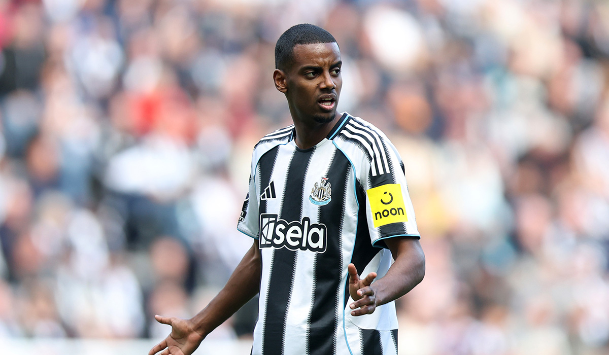 Alan Shearer slates Newcastle’s ‘nightmare’ summer amidst Isak’s ...