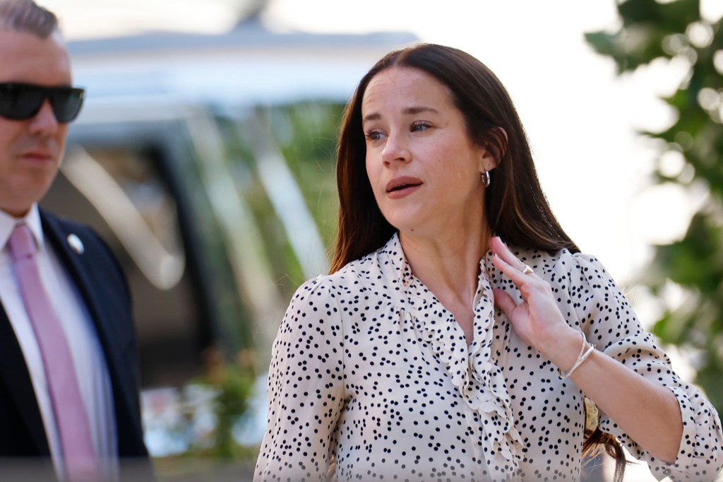 Ex-first daughter Ashley Biden files for divorce from husband, Dr ...