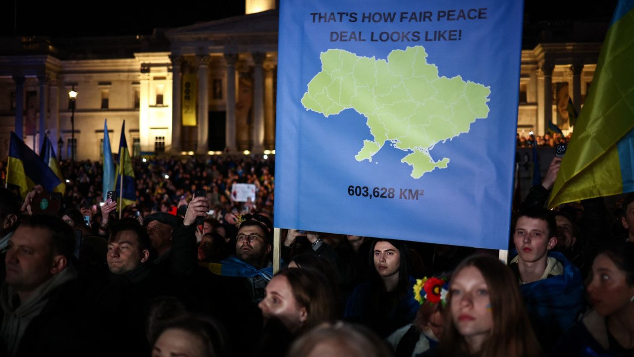 Trump-Putin: would land swap deal end Ukraine war?